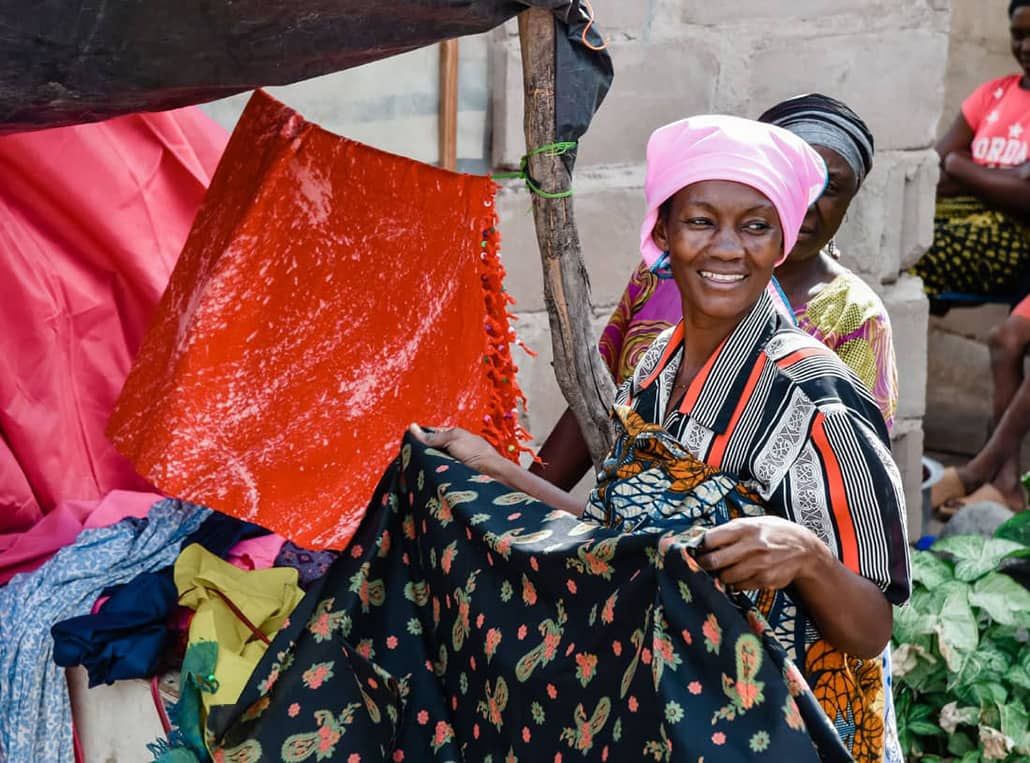 Forever Projects ♡ | Help women break the cycle of poverty.